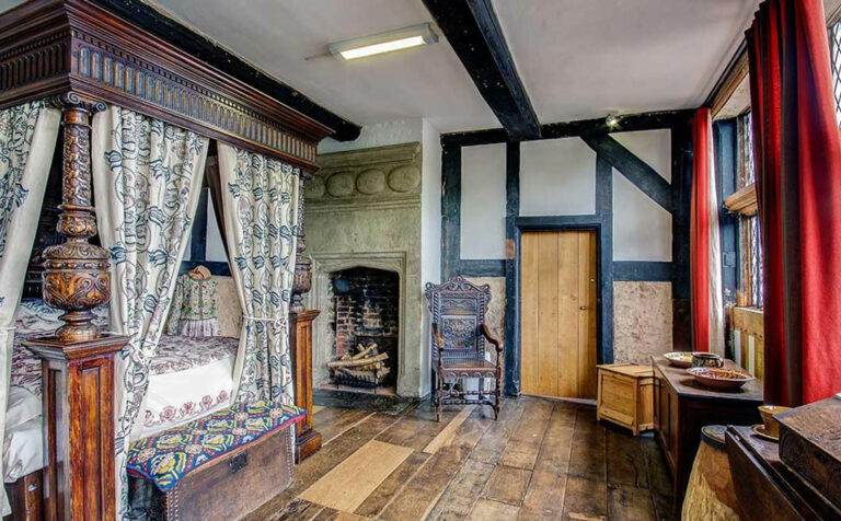 Ancient High House - Historic Stafford